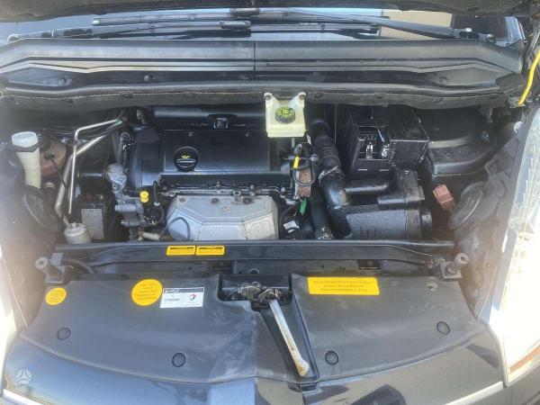 Melns Citroen c4-picasso 2010 Šauļi, ar dzinēja tilpumu 1.60 L un nobraukumu 285 tūkst. km par 1350 €, foto 7 vietnē AUTOMOTO.COM.LV