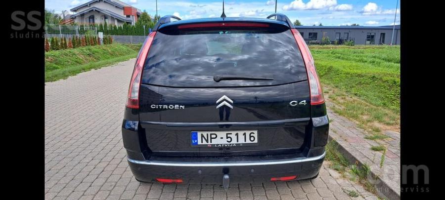 Melns Citroen c4-picasso 2010 Rīga, ar dzinēja tilpumu 2.00 L un nobraukumu 0 tūkst. km par 3450 €, foto 5 vietnē AUTOMOTO.COM.LV