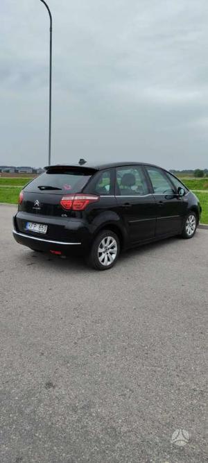 Black Citroen c4-picasso 2011 in Kaunas, with an engine capacity of 1.56 L and mileage of 370 thousand km for 4000 €, photo  on AUTOMOTO.COM.LV
