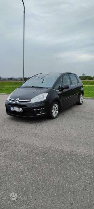 Black Citroen c4-picasso 2011 in Kaunas, with an engine capacity of 1.56 L and mileage of 370 thousand km for 4000 €, photo 2 on AUTOMOTO.COM.LV