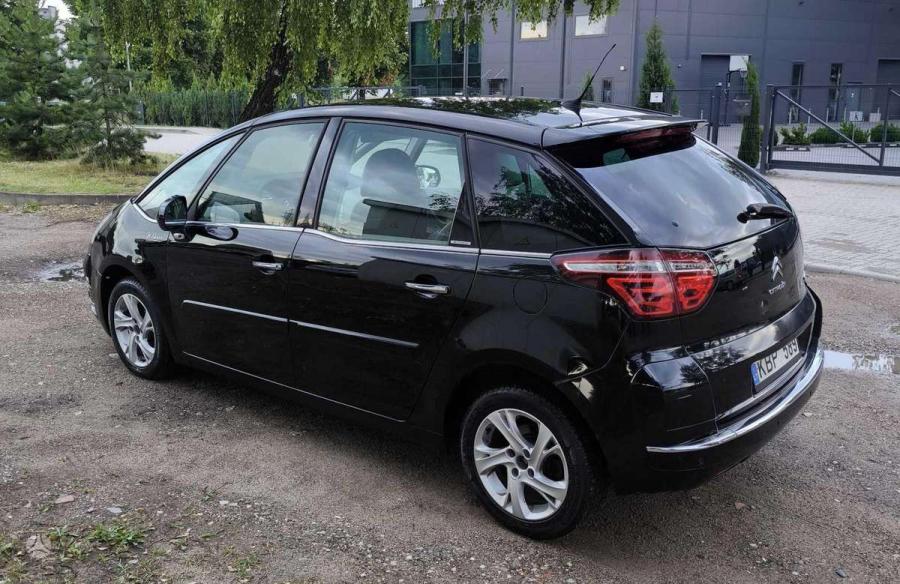 Black Citroen c4-picasso 2011 in Kaunas, with an engine capacity of 1.56 L and mileage of 312 thousand km for 1980 €, photo 7 on AUTOMOTO.COM.LV