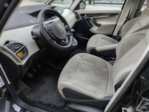 Black Citroen c4-picasso 2011 in Kaunas, with an engine capacity of 1.56 L and mileage of 312 thousand km for 1980 €, photo 14 on AUTOMOTO.COM.LV