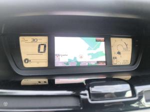 Black Citroen c4-picasso 2011 in Kaunas, with an engine capacity of 1.56 L and mileage of 312 thousand km for 1980 €, photo 16 on AUTOMOTO.COM.LV