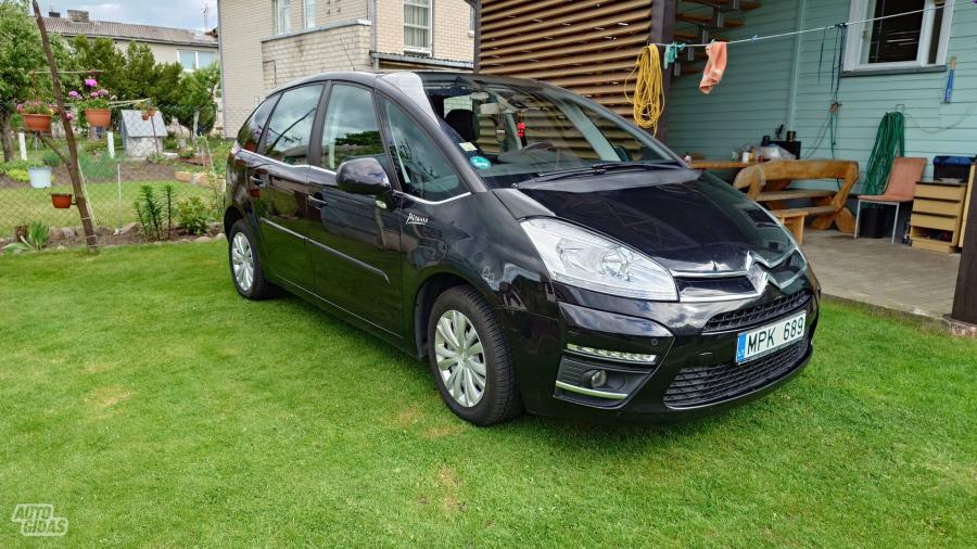 Black Citroen c4-picasso 2012 in Alytus, with an engine capacity of 1.60 L and mileage of 270 thousand km for 2400 €, photo 3 on AUTOMOTO.COM.LV