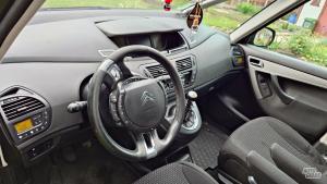 Black Citroen c4-picasso 2012 in Alytus, with an engine capacity of 1.60 L and mileage of 270 thousand km for 2400 €, photo 4 on AUTOMOTO.COM.LV