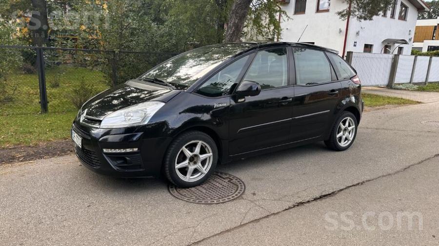 Melns Citroen c4-picasso 2012 Jūrmala, ar dzinēja tilpumu 1.60 L un nobraukumu 499 tūkst. km par 2200 €, foto 5 vietnē AUTOMOTO.COM.LV