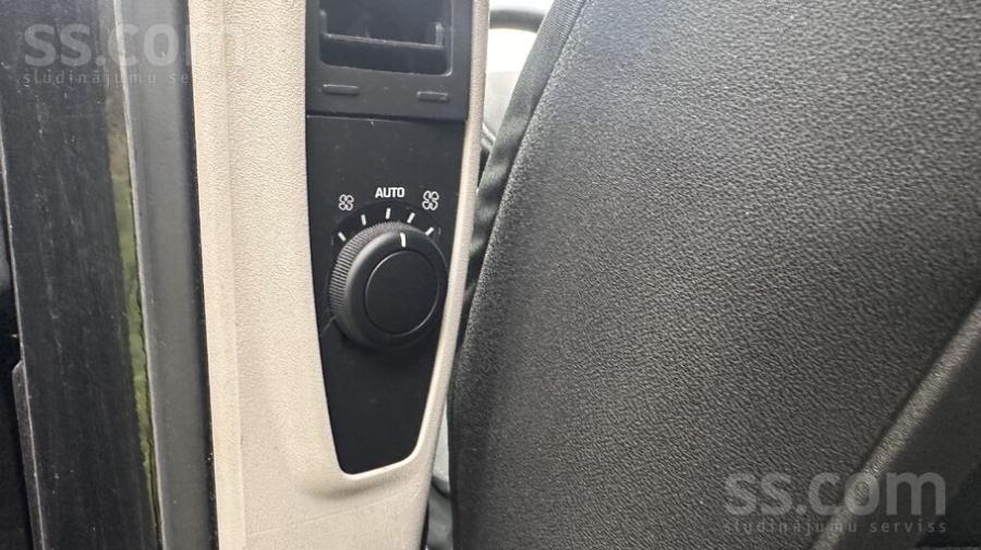 Melns Citroen c4-picasso 2012 Jūrmala, ar dzinēja tilpumu 1.60 L un nobraukumu 499 tūkst. km par 2200 €, foto 8 vietnē AUTOMOTO.COM.LV