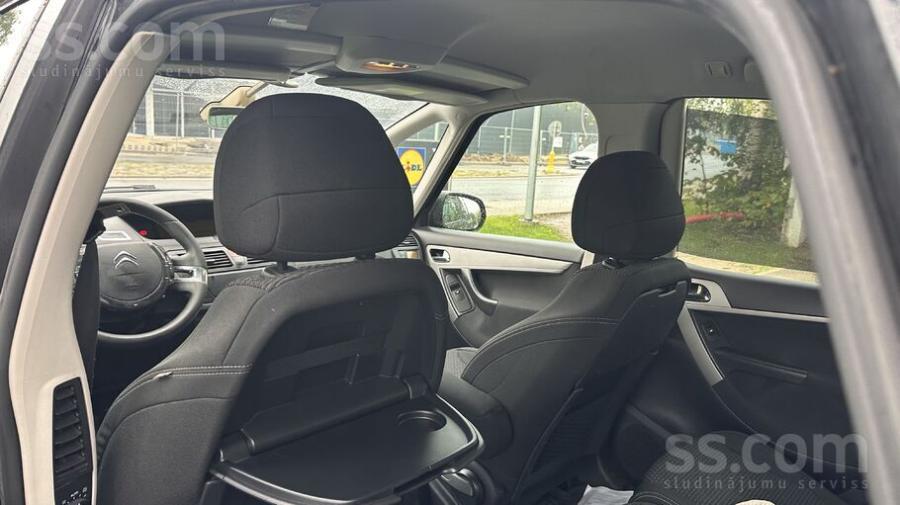 Melns Citroen c4-picasso 2012 Jūrmala, ar dzinēja tilpumu 1.60 L un nobraukumu 499 tūkst. km par 2200 €, foto 14 vietnē AUTOMOTO.COM.LV