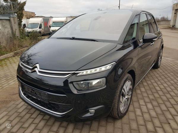 Melns Citroen c4-picasso 2013 Šauļi, ar dzinēja tilpumu 1.56 L un nobraukumu 197 tūkst. km par 5150 €, foto 3 vietnē AUTOMOTO.COM.LV