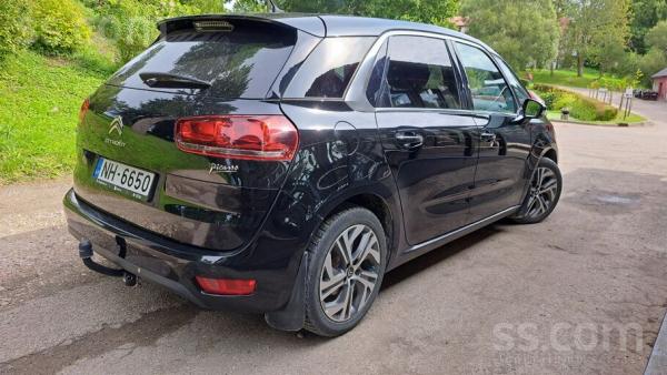 Melns Citroen c4-picasso 2013 Tukums, ar dzinēja tilpumu 1.60 L un nobraukumu 274 tūkst. km par 5500 €, foto 4 vietnē AUTOMOTO.COM.LV