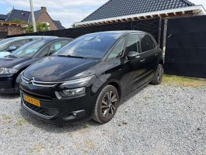 Melns Citroen c4-picasso 2013 Kauņa, ar dzinēja tilpumu 1.60 L un nobraukumu 280 tūkst. km par 4700 €, foto 4 vietnē AUTOMOTO.COM.LV