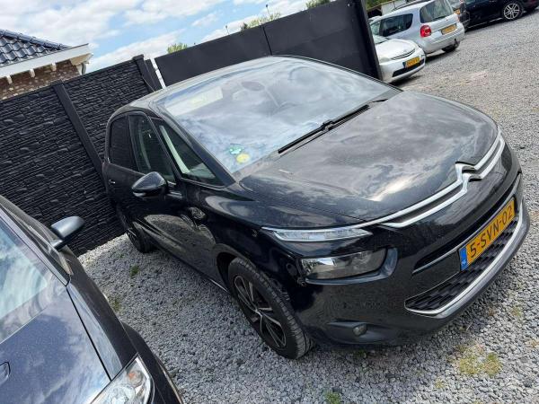 Melns Citroen c4-picasso 2013 Kauņa, ar dzinēja tilpumu 1.60 L un nobraukumu 280 tūkst. km par 4700 €, foto 6 vietnē AUTOMOTO.COM.LV