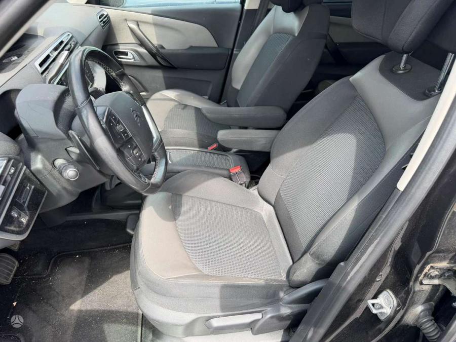 Melns Citroen c4-picasso 2013 Kauņa, ar dzinēja tilpumu 1.60 L un nobraukumu 280 tūkst. km par 4700 €, foto 13 vietnē AUTOMOTO.COM.LV