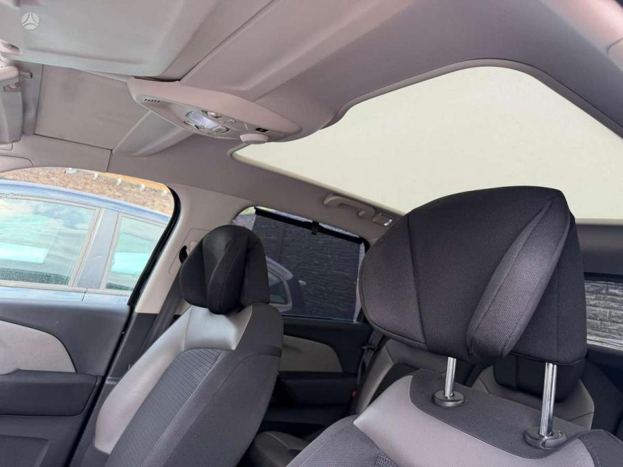 Melns Citroen c4-picasso 2013 Kauņa, ar dzinēja tilpumu 1.60 L un nobraukumu 280 tūkst. km par 4700 €, foto 14 vietnē AUTOMOTO.COM.LV