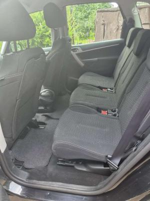 Black Citroen c4-picasso 2013 in Ariogala, with an engine capacity of 1.60 L and mileage of 288 thousand km for 2400 €, photo 3 on AUTOMOTO.COM.LV
