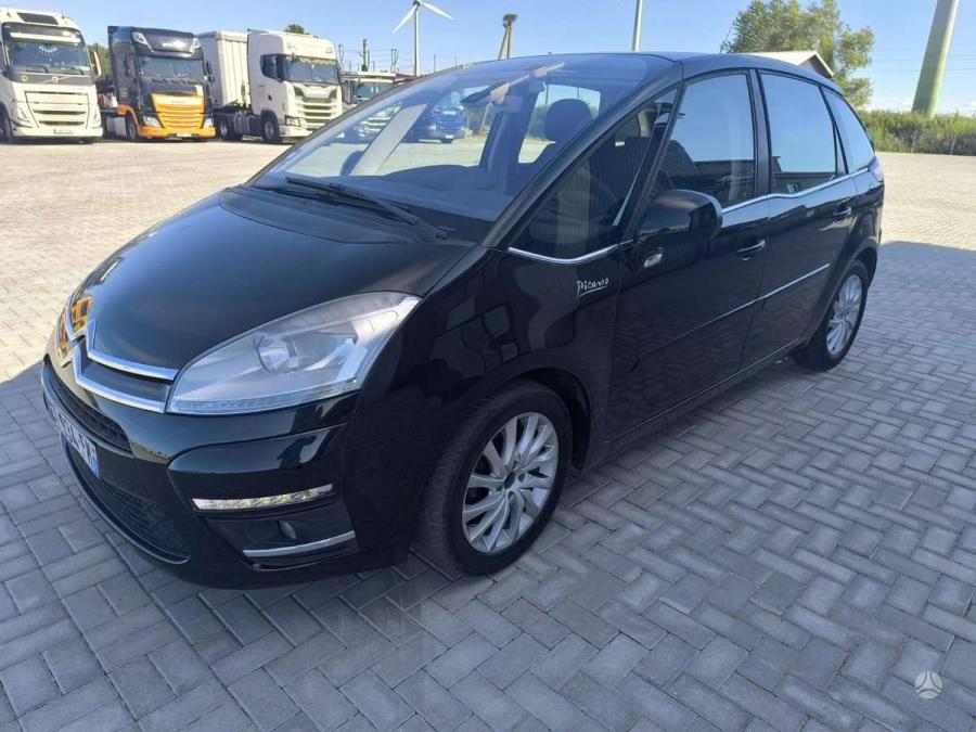 Melns Citroen c4-picasso 2013 Tauragė, ar dzinēja tilpumu 1.56 L un nobraukumu 222 tūkst. km par 3200 €, foto 4 vietnē AUTOMOTO.COM.LV