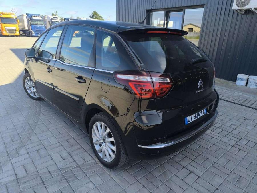 Melns Citroen c4-picasso 2013 Tauragė, ar dzinēja tilpumu 1.56 L un nobraukumu 222 tūkst. km par 3200 €, foto 5 vietnē AUTOMOTO.COM.LV