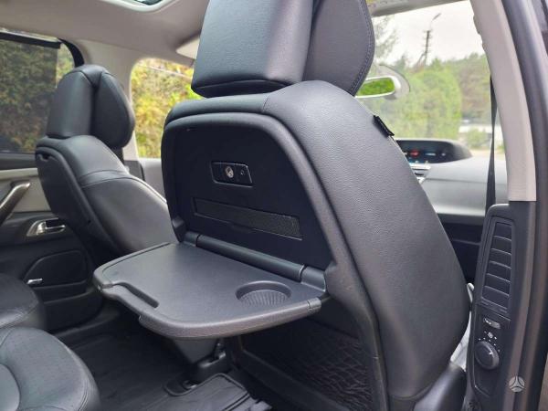 Melns Citroen c4-picasso 2014 Anykščiai, ar dzinēja tilpumu 2.00 L un nobraukumu 160 tūkst. km par 8600 €, foto 11 vietnē AUTOMOTO.COM.LV