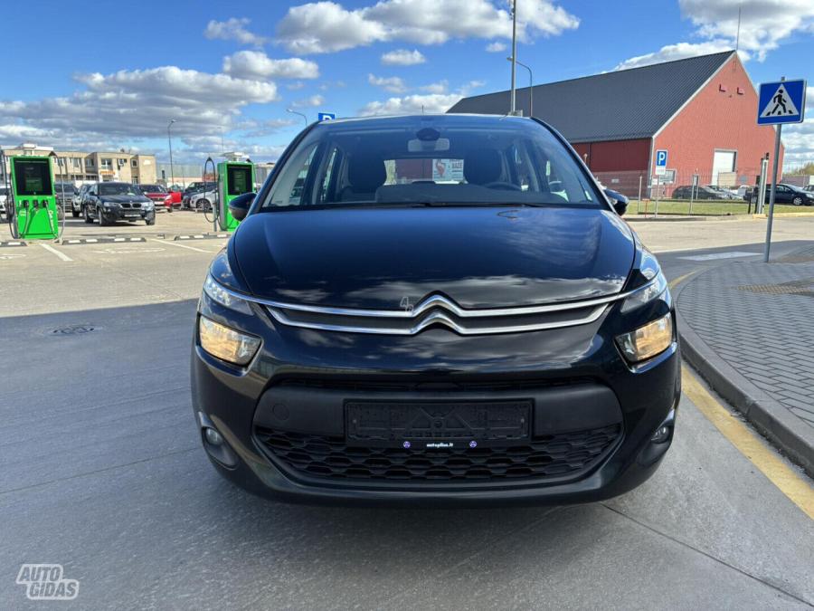 Black Citroen c4-picasso 2014 in Siauliai, with an engine capacity of 1.60 L and mileage of 303 thousand km for 4450 €, photo 3 on AUTOMOTO.COM.LV