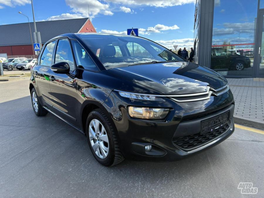 Black Citroen c4-picasso 2014 in Siauliai, with an engine capacity of 1.60 L and mileage of 303 thousand km for 4450 €, photo 4 on AUTOMOTO.COM.LV
