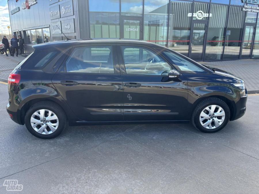 Black Citroen c4-picasso 2014 in Siauliai, with an engine capacity of 1.60 L and mileage of 303 thousand km for 4450 €, photo 9 on AUTOMOTO.COM.LV