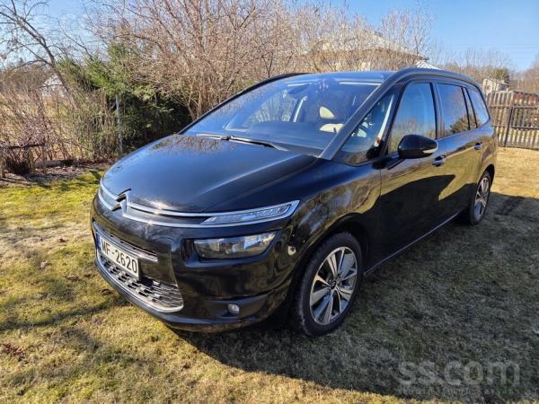 Melns Citroen c4-picasso 2014 Rīga, ar dzinēja tilpumu 1.60 L un nobraukumu 329 tūkst. km par 3999 €, foto 8 vietnē AUTOMOTO.COM.LV