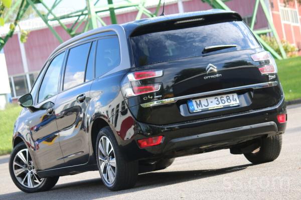 Black Citroen c4-picasso 2014 in Riga, with an engine capacity of 2.00 L and mileage of 0 thousand km for 6490 €, photo 4 on AUTOMOTO.COM.LV