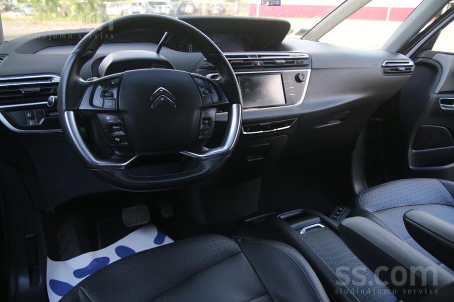 Melns Citroen c4-picasso 2014 Rīga, ar dzinēja tilpumu 2.00 L un nobraukumu 0 tūkst. km par 6490 €, foto 11 vietnē AUTOMOTO.COM.LV