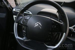 Melns Citroen c4-picasso 2014 Rīga, ar dzinēja tilpumu 2.00 L un nobraukumu 0 tūkst. km par 6490 €, foto 13 vietnē AUTOMOTO.COM.LV