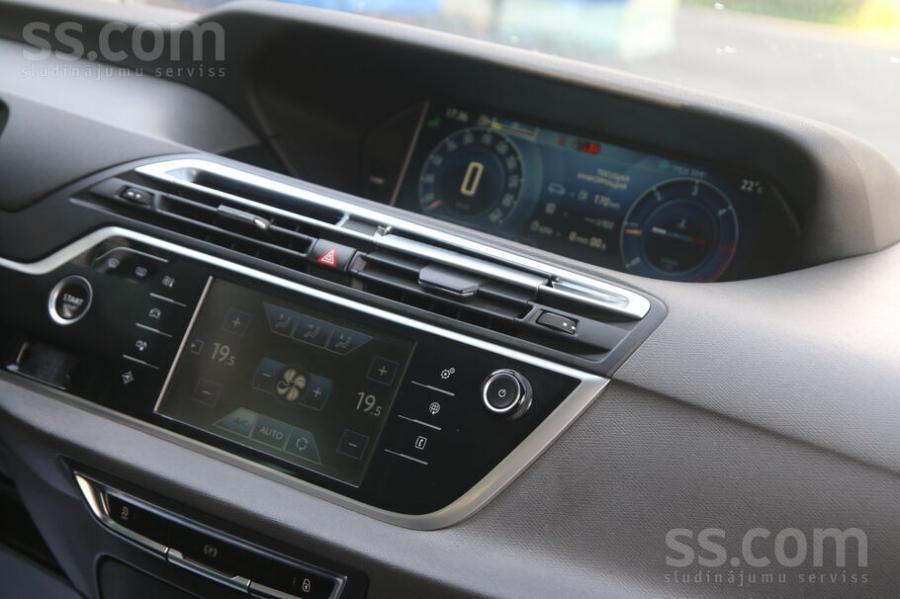 Melns Citroen c4-picasso 2014 Rīga, ar dzinēja tilpumu 2.00 L un nobraukumu 0 tūkst. km par 6490 €, foto 15 vietnē AUTOMOTO.COM.LV