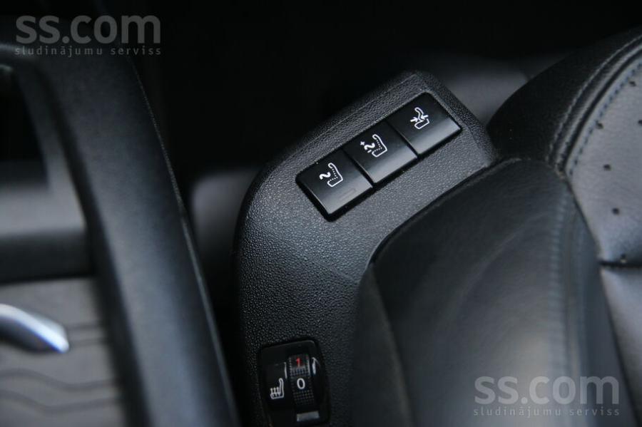 Melns Citroen c4-picasso 2014 Rīga, ar dzinēja tilpumu 2.00 L un nobraukumu 0 tūkst. km par 6490 €, foto 22 vietnē AUTOMOTO.COM.LV