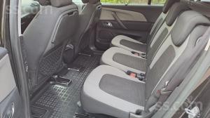 Black Citroen c4-picasso 2014 in Daugavpils, with an engine capacity of 1.60 L and mileage of 330 thousand km for 5750 €, photo 15 on AUTOMOTO.COM.LV