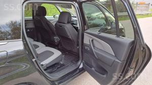 Black Citroen c4-picasso 2014 in Daugavpils, with an engine capacity of 1.60 L and mileage of 330 thousand km for 5750 €, photo 18 on AUTOMOTO.COM.LV