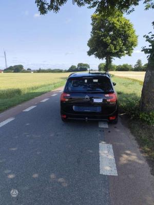 Черный Ситроен С4 Пикассо 2014 в Вилкавишкис, объемом двигателя 1.56 л и пробегом 313 тыс. км за 5350 €, фото 5 на AUTOMOTO.COM.LV