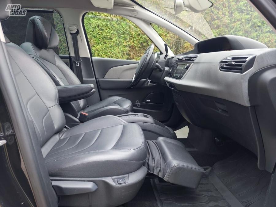 Melns Citroen c4-picasso 2014 Anykščiai, ar dzinēja tilpumu 2.00 L un nobraukumu 160 tūkst. km par 7999 €, foto 9 vietnē AUTOMOTO.COM.LV