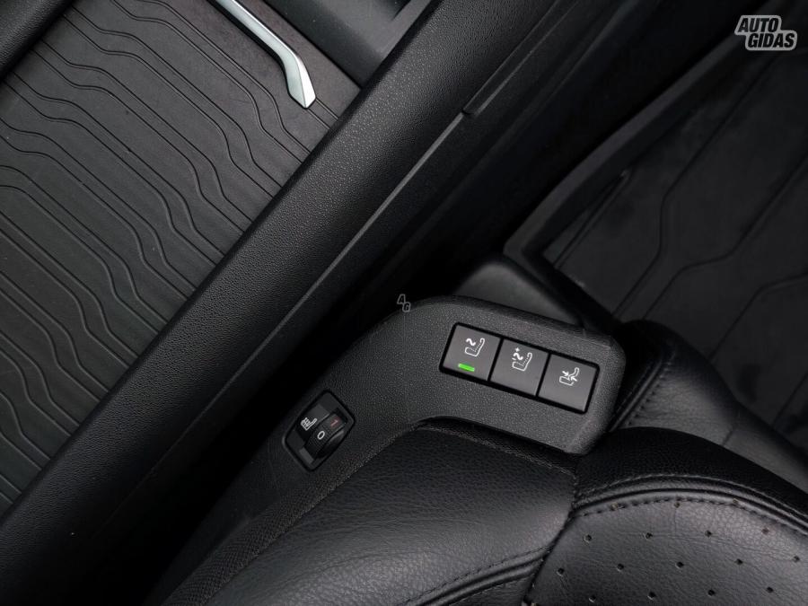 Melns Citroen c4-picasso 2014 Anykščiai, ar dzinēja tilpumu 2.00 L un nobraukumu 160 tūkst. km par 7999 €, foto 10 vietnē AUTOMOTO.COM.LV
