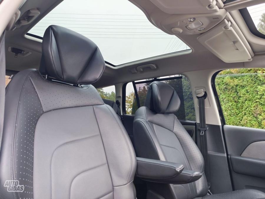 Melns Citroen c4-picasso 2014 Anykščiai, ar dzinēja tilpumu 2.00 L un nobraukumu 160 tūkst. km par 7999 €, foto 12 vietnē AUTOMOTO.COM.LV