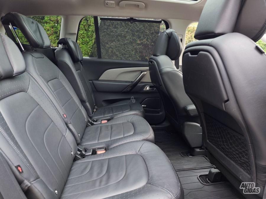 Melns Citroen c4-picasso 2014 Anykščiai, ar dzinēja tilpumu 2.00 L un nobraukumu 160 tūkst. km par 7999 €, foto 13 vietnē AUTOMOTO.COM.LV