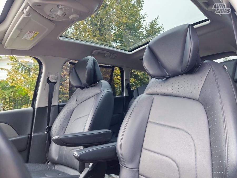 Melns Citroen c4-picasso 2014 Anykščiai, ar dzinēja tilpumu 2.00 L un nobraukumu 160 tūkst. km par 7999 €, foto 18 vietnē AUTOMOTO.COM.LV