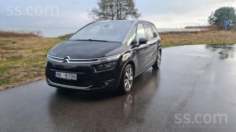 Melns Citroen c4-picasso 2014 Daugavpils, ar dzinēja tilpumu 2.00 L un nobraukumu 288 tūkst. km par 6800 €, foto 5 vietnē AUTOMOTO.COM.LV