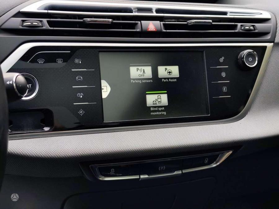 Melns Citroen c4-picasso 2014 Anykščiai, ar dzinēja tilpumu 2.00 L un nobraukumu 160 tūkst. km par 7999 €, foto 22 vietnē AUTOMOTO.COM.LV