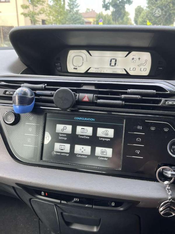 Melns Citroen c4-picasso 2014 Kauņa, ar dzinēja tilpumu 1.56 L un nobraukumu 120 tūkst. km par 1900 €, foto 7 vietnē AUTOMOTO.COM.LV