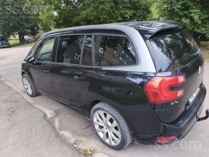 Black Citroen c4-picasso 2014 in Riga, with an engine capacity of 1.60 L and mileage of 274 thousand km for 5000 €, photo 5 on AUTOMOTO.COM.LV