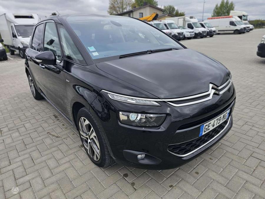 Black Citroen c4-picasso 2014 in Taurage, with an engine capacity of 1.56 L and mileage of 171 thousand km for 5200 €, photo 4 on AUTOMOTO.COM.LV