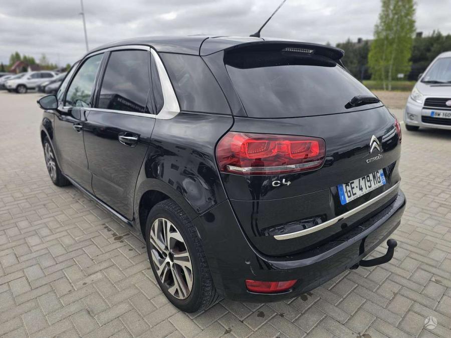Black Citroen c4-picasso 2014 in Taurage, with an engine capacity of 1.56 L and mileage of 171 thousand km for 5200 €, photo 5 on AUTOMOTO.COM.LV