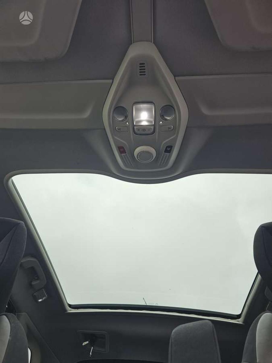 Black Citroen c4-picasso 2014 in Taurage, with an engine capacity of 1.56 L and mileage of 171 thousand km for 5200 €, photo 12 on AUTOMOTO.COM.LV