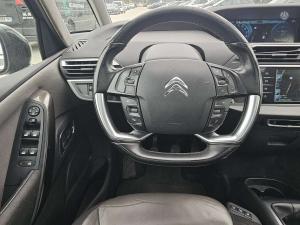 Black Citroen c4-picasso 2014 in Taurage, with an engine capacity of 1.56 L and mileage of 171 thousand km for 5200 €, photo 16 on AUTOMOTO.COM.LV