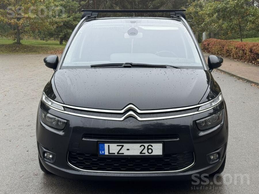 Black Citroen c4-picasso 2014 in Jurmala, with an engine capacity of 2.00 L and mileage of 278 thousand km for 6200 €, photo 7 on AUTOMOTO.COM.LV