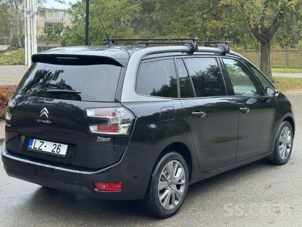 Melns Citroen c4-picasso 2014 Jūrmala, ar dzinēja tilpumu 2.00 L un nobraukumu 278 tūkst. km par 6200 €, foto 4 vietnē AUTOMOTO.COM.LV