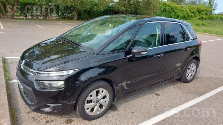 Black Citroen c4-picasso 2015 in Riga, with an engine capacity of 1.60 L and mileage of 197 thousand km for 6250 €, photo 8 on AUTOMOTO.COM.LV